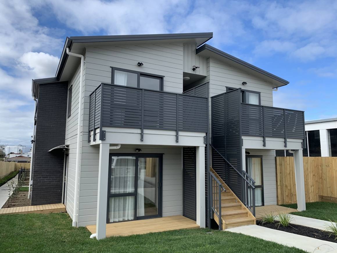 Clearspan Slat | Balustrades | Product | Spectrum - NZ