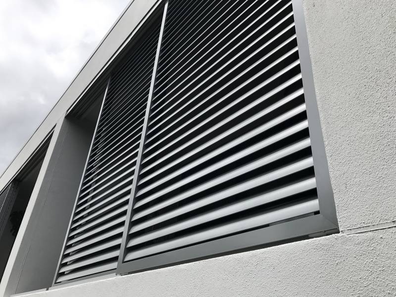 Framed Louvre Screens | Product | Spectrum - NZ